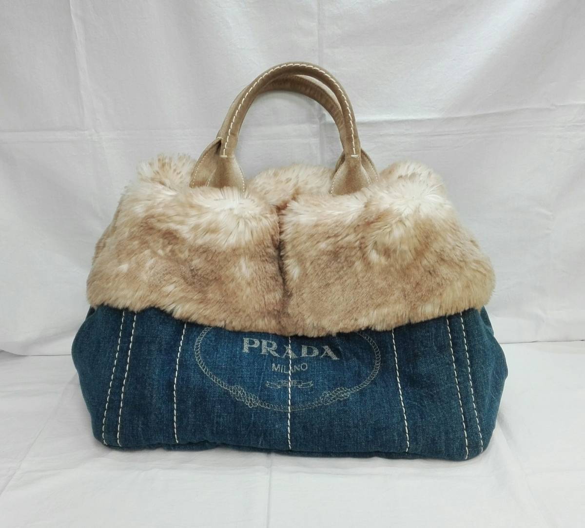 訳有り PRADA プラダ カナパ ハンドバッグ トートバック フェイクファー BN2182 レディース ギャラ付 デニム ブルー ベージュ(ハンドバッグ)｜売買されたオークション情報 ...