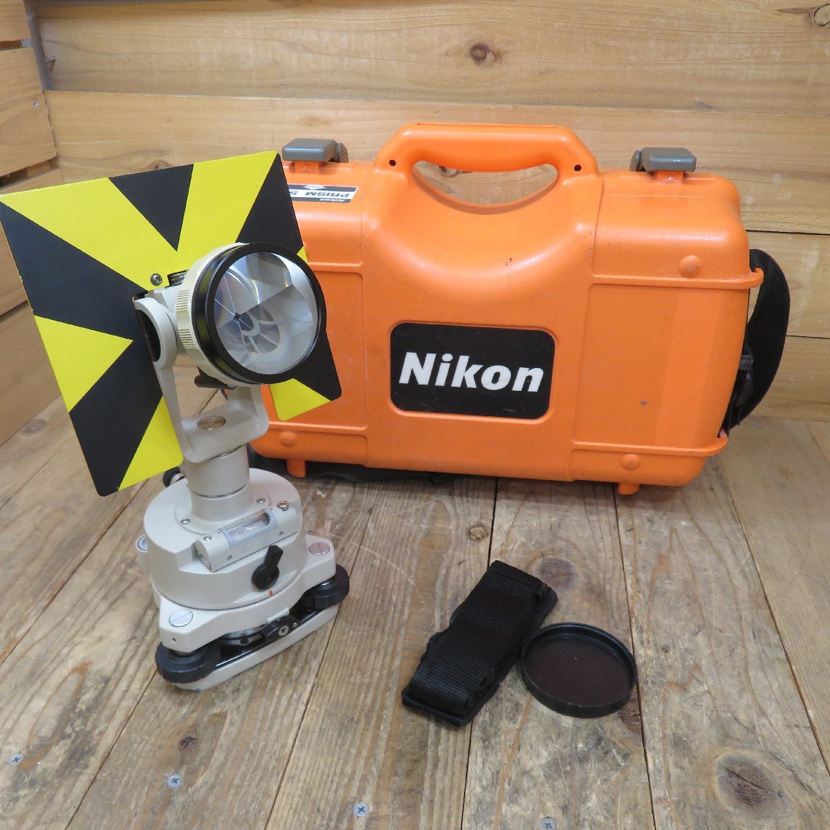 ニコン/Nikon プリズムセット 測量機 PRISM SET 代引き発送 領収書発行OK(測量、角度計)｜売買されたオークション情報 ...