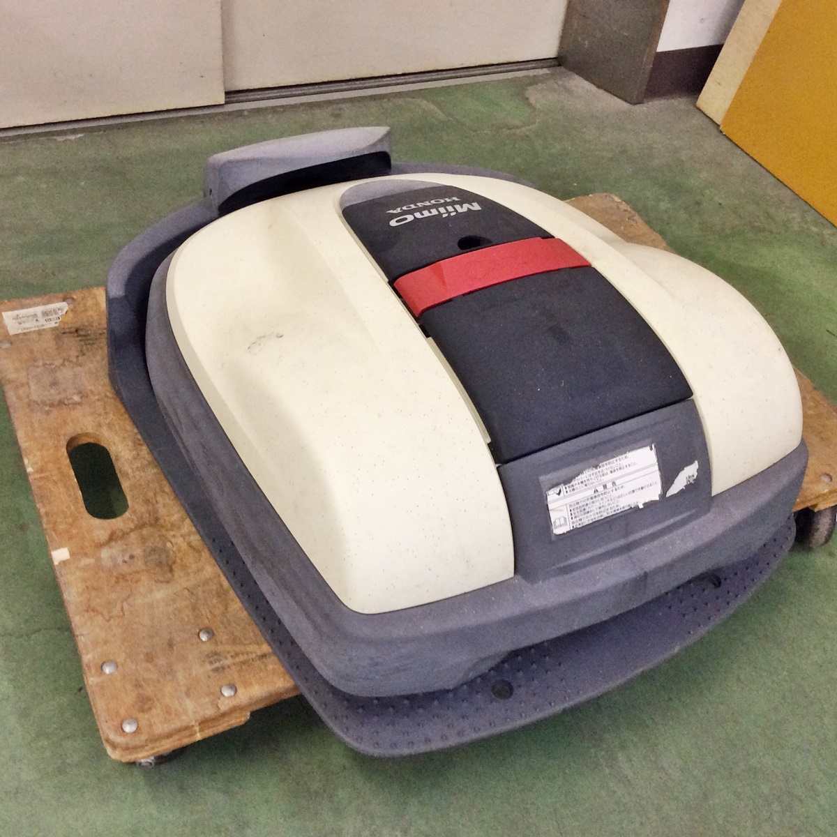 RH-1953 品 HONDA ホンダ ロボット芝刈機 Miimo 520 設定リセット済み エリア指定ワイヤー別売 佐川急便 送料着払(芝刈 ...