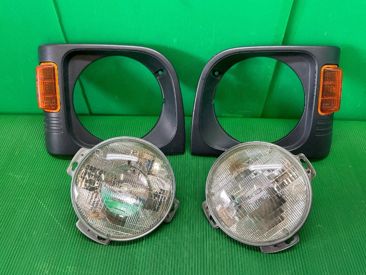 ミニキャブ U41T 純正 ヘッドライト シールドビーム 丸型 枠 32553 Y111(ヘッドライト)｜売買されたオークション情報、yahooの商品情報をアーカイブ公開 - オークファン ...