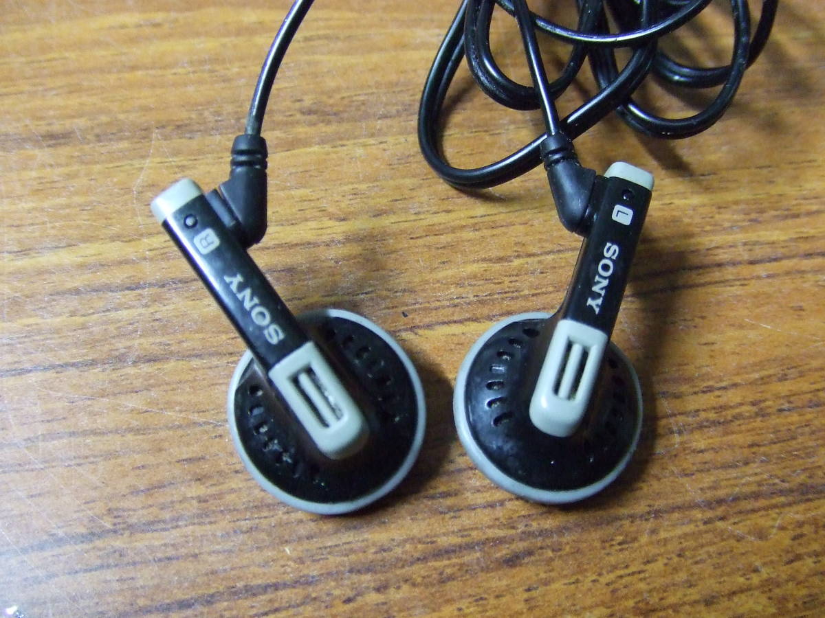z818 SONY ソニー ステレオイヤホン MDR-E454 レトロ(ソニー)｜売買されたオークション情報、yahooの商品情報をアーカイブ公開 - オークファン（aucfan.com）