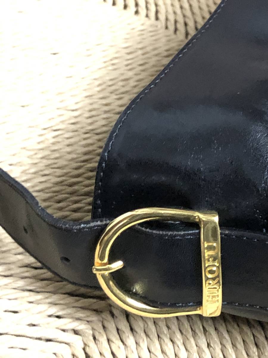 HIROFU ヒロフ 上質レザー バッグ セミショルダバッグ(ヒロフ)｜売買されたオークション情報、yahooの商品情報をアーカイブ公開 - オークファン（aucfan.com）