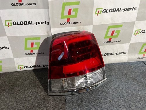 GPマテリアル品 純正品 トヨタ ランドクルーザー URJ202 テールランプ 左 81561-60B70(テールライト)｜売買された ...