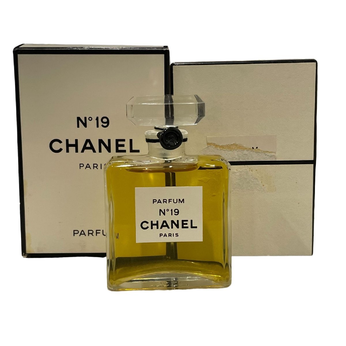 CHANEL シャネル 香水 n°19 No.19 14ml パルファム 品 I2211K304(シャネル)｜売買されたオークション情報 ...