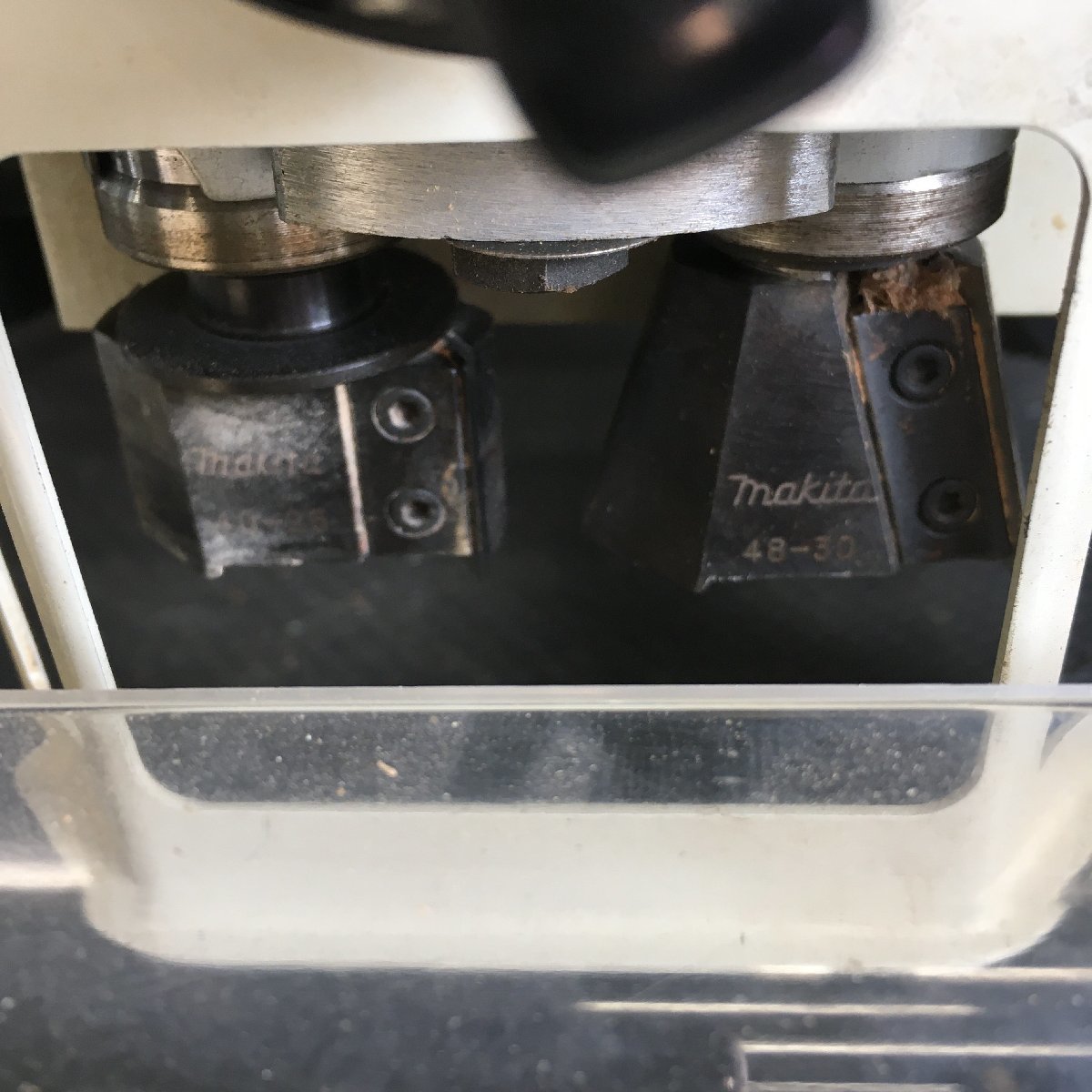 104 K 島根発 マキタ makita 大入レルーター モデル2517N 100V 121-022-100(切断機一般)｜売買されたオークション情報、yahooの商品情報をアーカイブ公開 ...