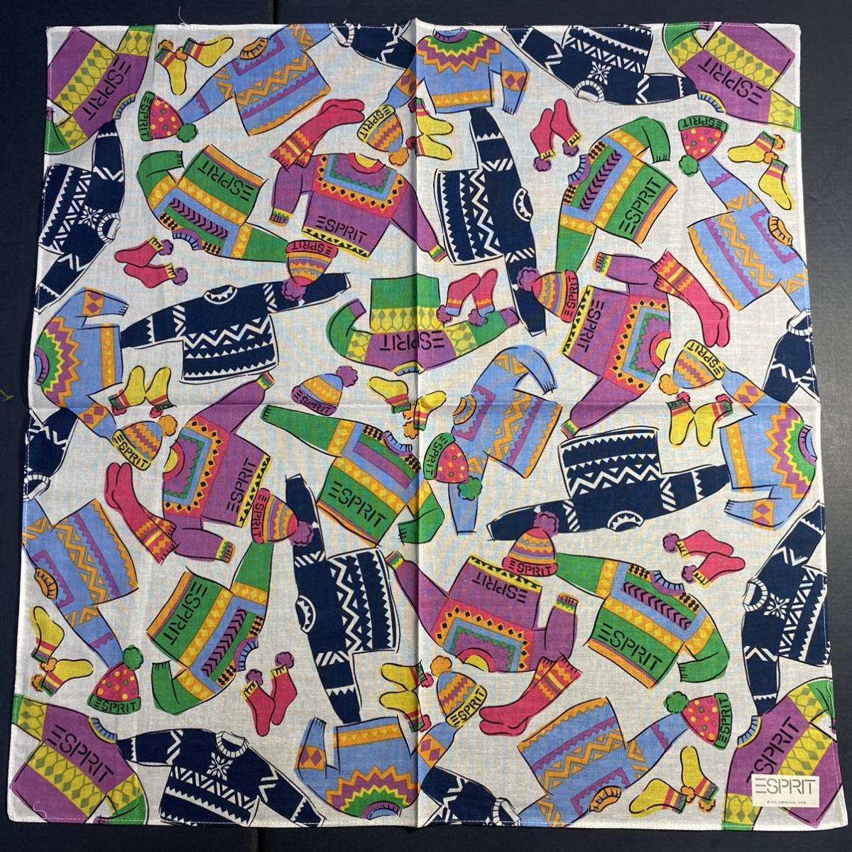 レア90sビンテージ タグ付 West Coast Good Graphic配色抜群 Sweater&Socks 内野 日本製 ESPRITエスプリ ハンカチ バンダナ WHITE約47cm ...