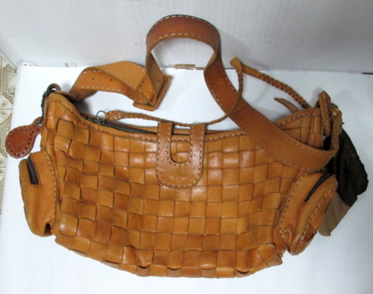 ロビタ ROBITA 編み上げレザーバッグ(皮革製)｜売買されたオークション情報、yahooの商品情報をアーカイブ公開 - オークファン（aucfan.com）