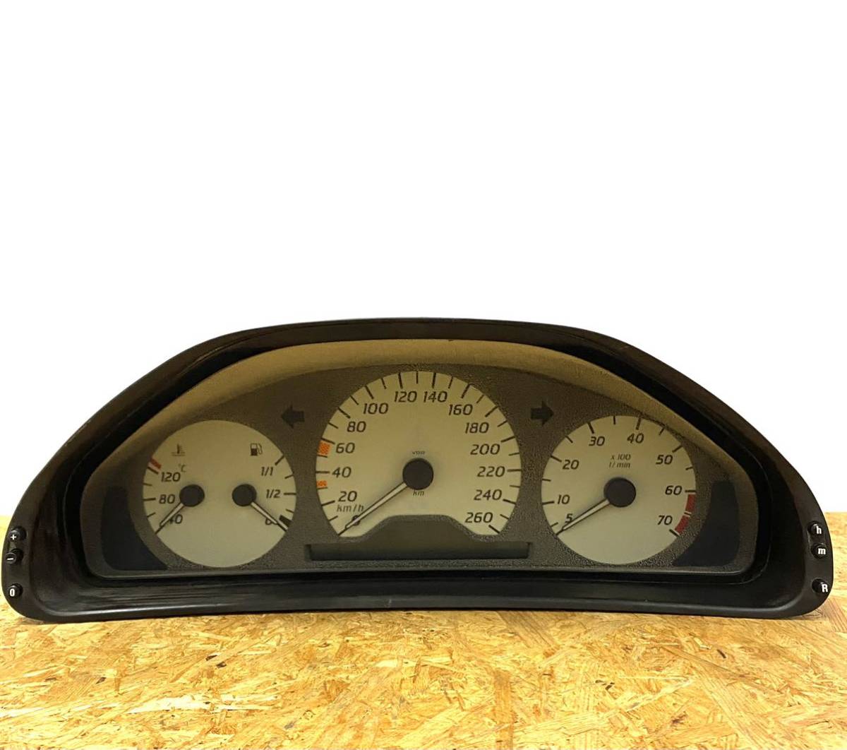 メルセデスベンツ CLK200 W208 スピードメーター /ホワイトパネルMercedez BENZ Speed Meter 260 km ...