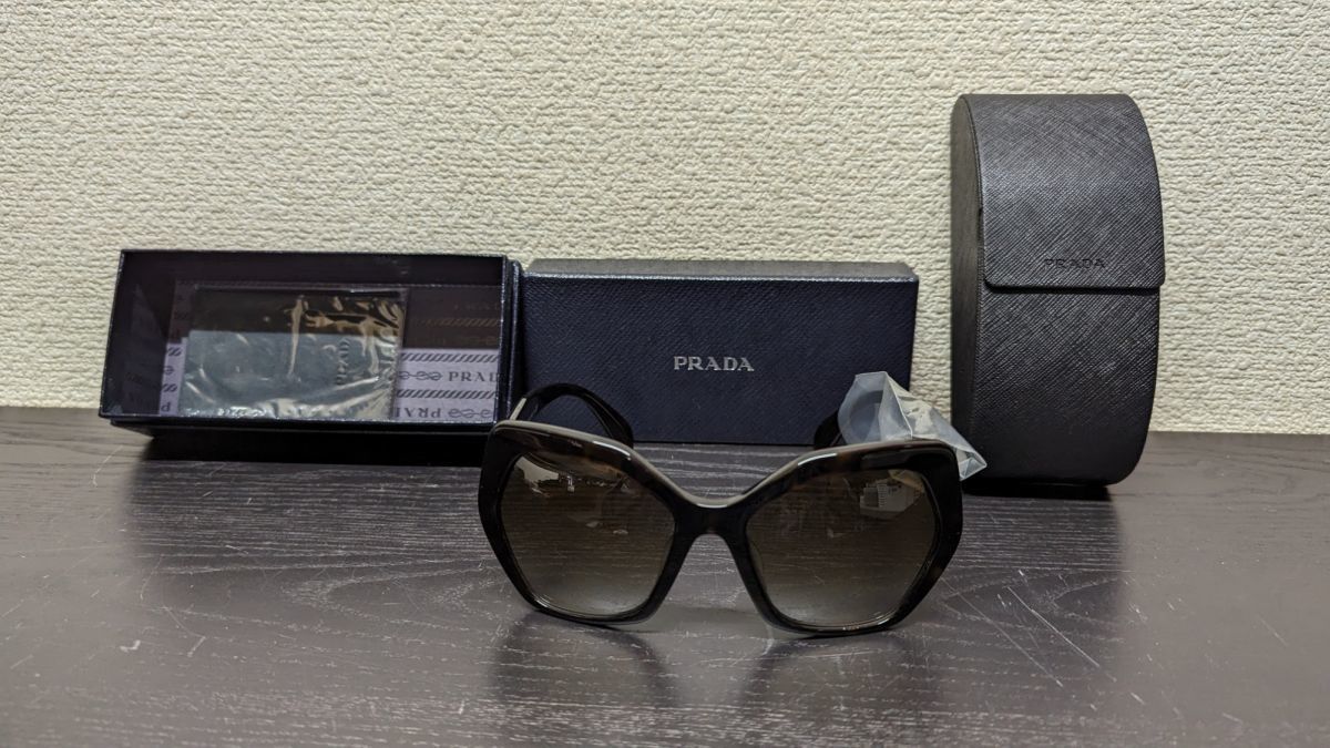 $ PRADA プラダ サングラス SPR 16R-F(サングラス)｜売買されたオークション情報、yahooの商品情報をアーカイブ公開 - オークファン（aucfan.com）