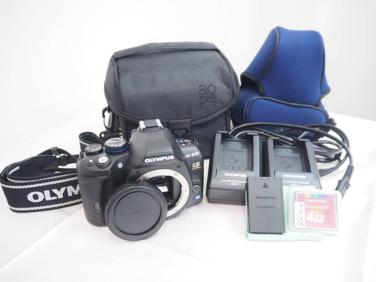 オリンパス/OLYMPUS デジタル一眼レフカメラ ボディ：E-620 バッテリー 充電器 CFカード アクセサリーポーチ ストラップセット ...