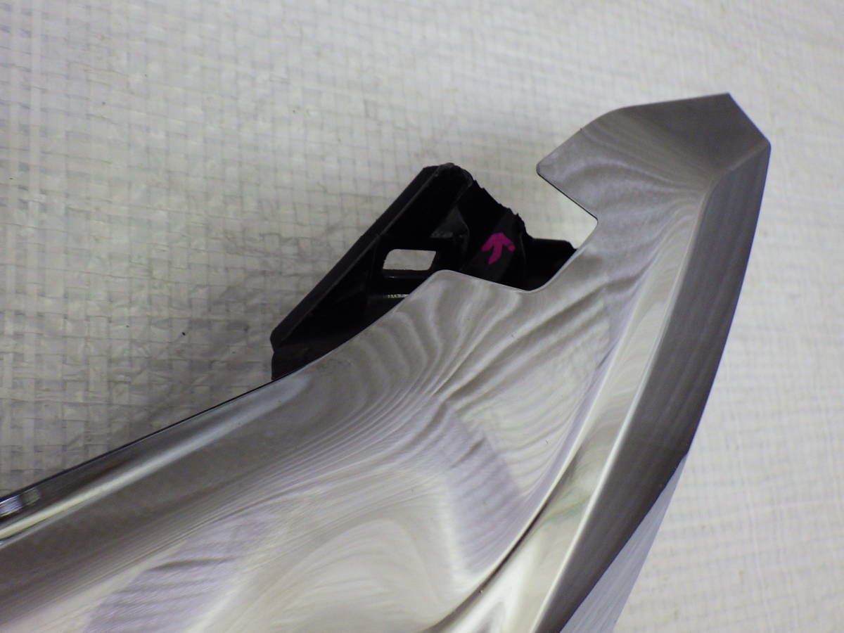 AXVH70 AXVH75 後期 カムリ純正フロントグリル アッパー ラジエターグリル ラジエーターグリル53101-33540 52119 ...