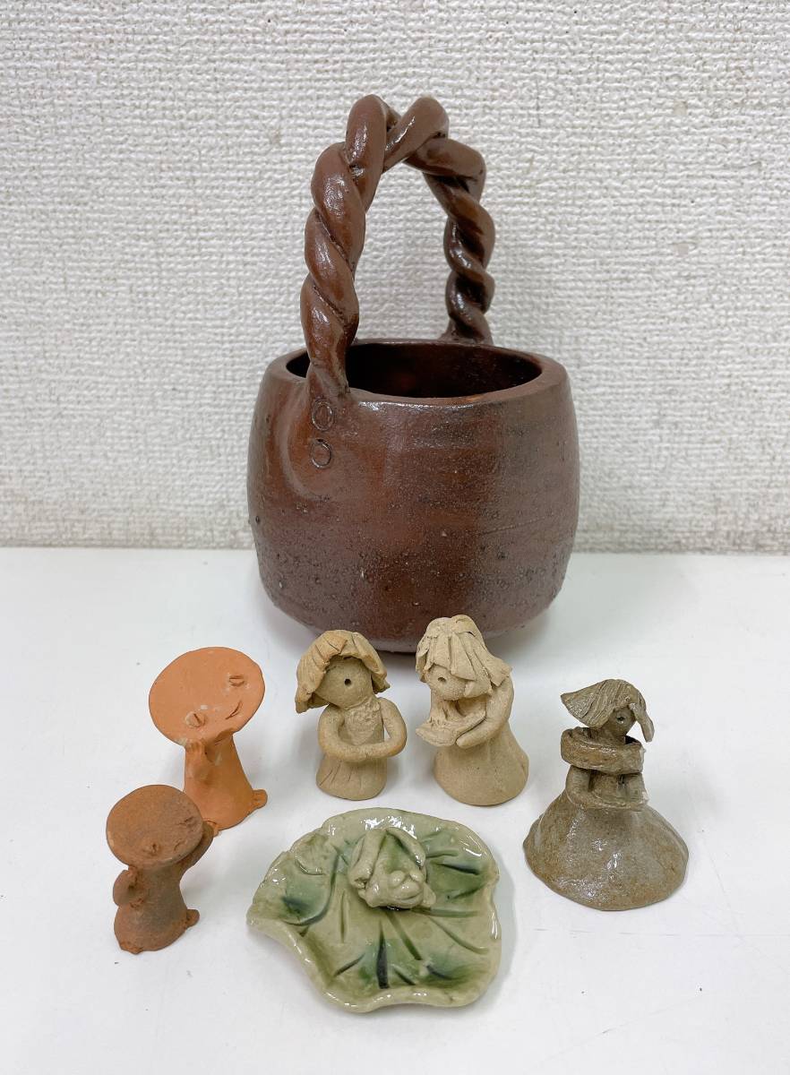 ミニはにわ 信楽 花かご などまとめて 花瓶/陶器/インテリア/リビング/玄関/かえる/ロープ網/かわいい /A54-511(その他)｜売買されたオークション情報、yahooの商品情報を ...