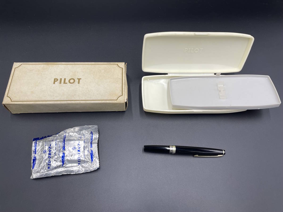 PILOT パイロット万年筆 Elite KB 01 ペン先18K SCRIPT(パイロット)｜売買されたオークション情報、yahooの商品情報をアーカイブ公開 - オークファン（aucfan ...