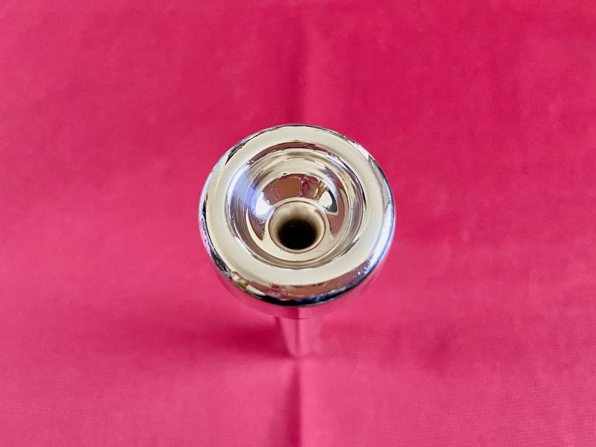 ヤマハ YAMAHA 17C4 トランペットマウスピース 豊かな音色 V.バック1-1/2Cや1-1/4Cユーザーにも(アクセサリー)｜売買さ ...
