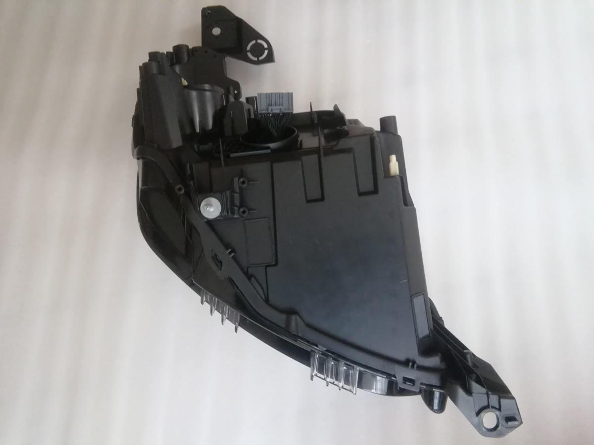 超 プジョー PEUGEOT純正 2008 P24型 208 P21型 インナーブラックLEDヘッドライト9828333580 98 283 335 80 / 16 742 485 80 ...