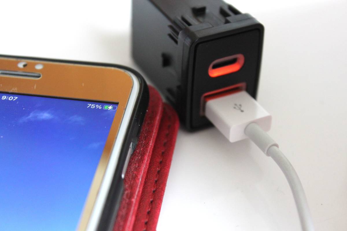 日産用 USB/USB-C充電ポートスイッチ T32エクストレイル前期後期/C27セレナ/ノートE12/ジュークF15/リーフ日産Bタイプスイッチ同サイズ(日産用)｜売買されたオークション情報 ...