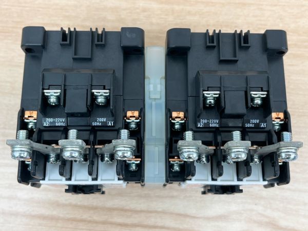 HITACHI 電磁開閉器 電磁接触器 日立産機システム マグネットスイッチ モーター保護 HS25 200V(スイッチ、開閉器)｜売買された ...