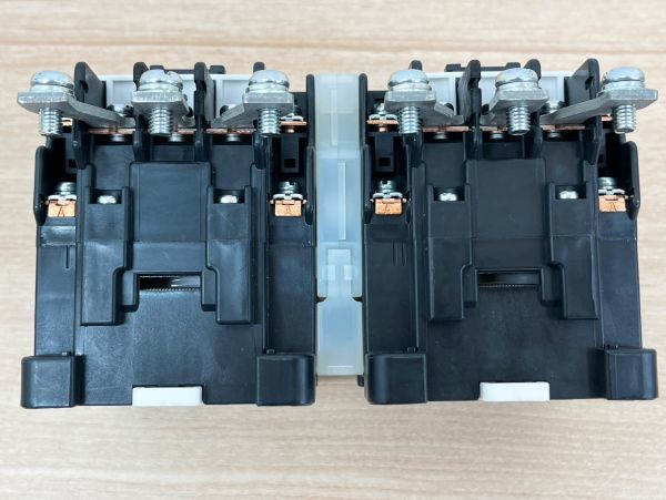 HITACHI 電磁開閉器 電磁接触器 日立産機システム マグネットスイッチ モーター保護 HS25 200V(スイッチ、開閉器)｜売買された ...