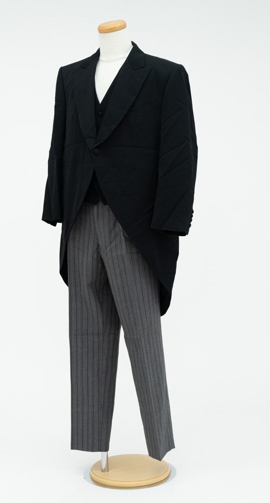 p8165 メンズ セット O5 W102M73(燕尾服、タキシード)｜売買されたオークション情報、yahooの商品情報をアーカイブ公開 - オークファン（aucfan.com）