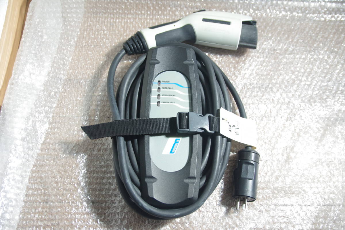 BMW 純正 EV充電ケーブル モード2ケーブル 8648050-01 約6m 200V 15A 50/60Hz 防雨型 電気自動車 充電器 充電コード(BMW用)｜売買されたオークション情報 ...