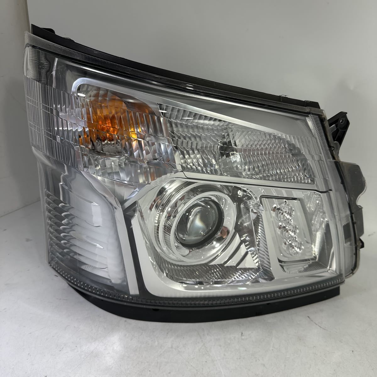 M 20-5-1ダイナ デュトロ LEDヘッドライト 100-3518B 37-27(ヘッドライト)｜売買されたオークション情報、yahooの ...