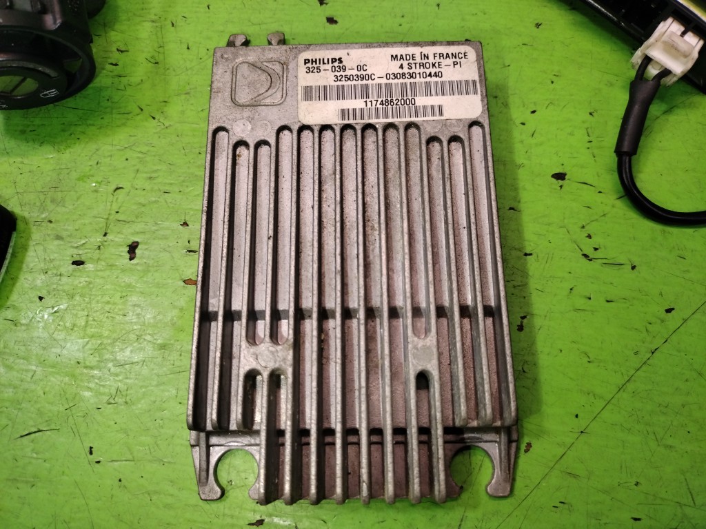 プジョー ジェットフォース PEUGEOT JET FORCE 125 純正キーセット メインキー タンクキャップ イモビライザー CDI ...