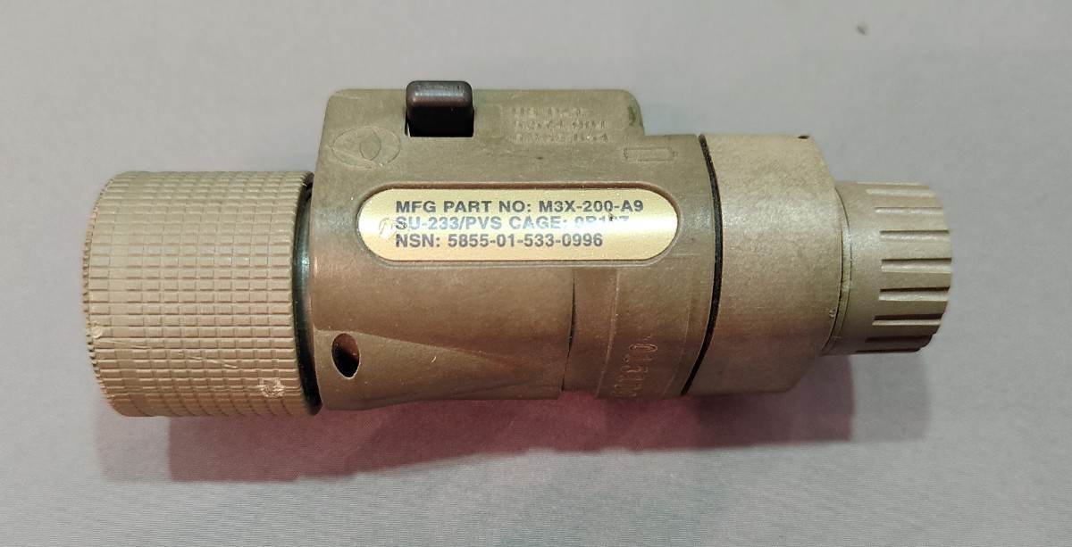 実物 官給品 Insight Technology M3X SU-233-200-A9 TAN 放出品セット seal 海兵隊 usmc ...