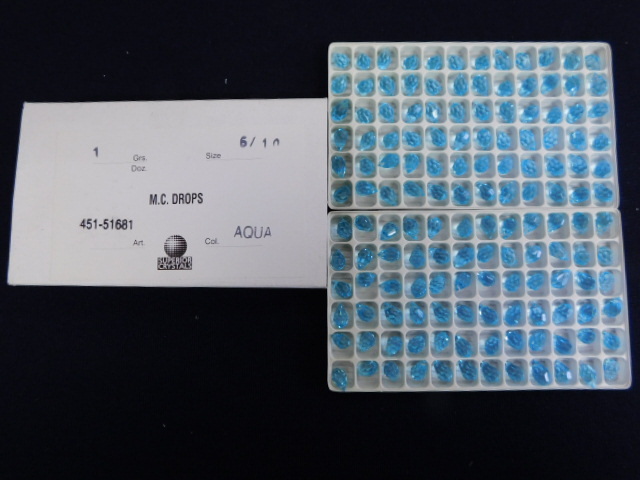 2240 ビーズ M.C.DROPS AQUA アクア SUPERIOR CRYSTAL(その他)｜売買されたオークション情報、yahooの商品情報をアーカイブ公開 - オークファン ...
