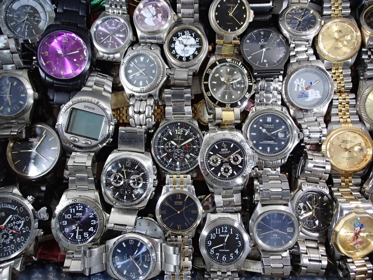 腕時計 大量 250点 15kg セット まとめ ジャンク SEIKO/CITIZEN/DIESEL/COACH/MICHAEL KORS/MARC JACOBS/Paris Hilton他 ...
