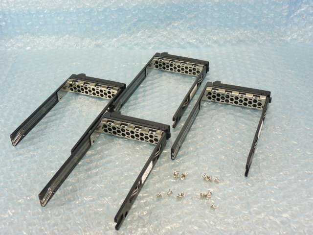 1PRM // 4個セット 富士通 ハードディスク HDD マウンタ 2.5インチ 用/A3C40179841/ ラベル変色 300GB ...