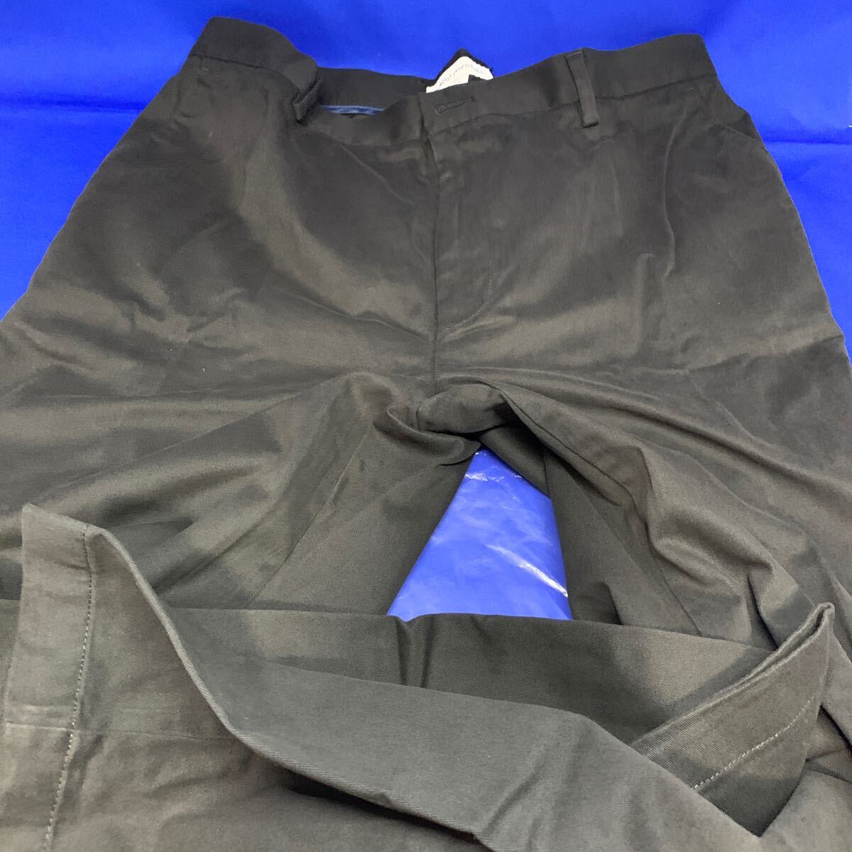 CC45 Amazon Essentials チノパン ノータック 防シワ加工 クラシックフィット メンズ 36W 30L ブラック(XL ...