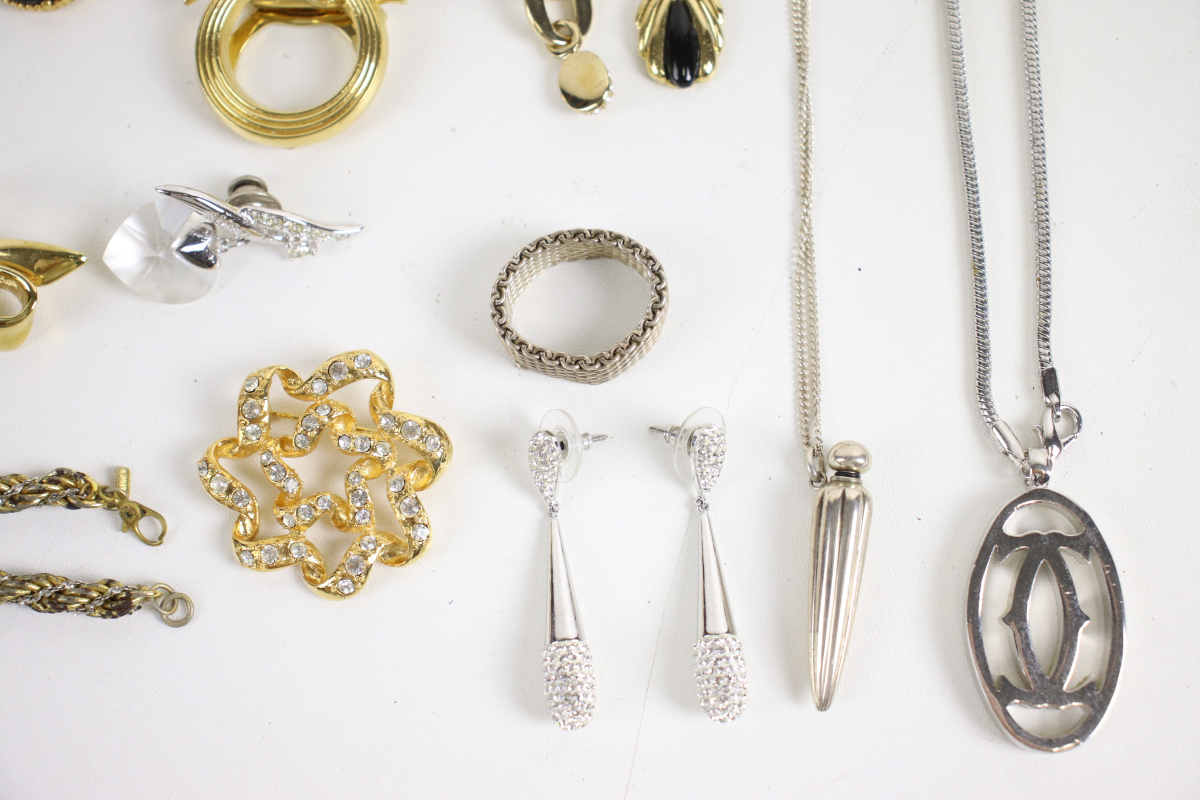 925あり ブランドアクセサリー まとめ アクセ Tiffany/4℃ ヨンドシー/Christian Dior/SWAROVSKI/AVON ...