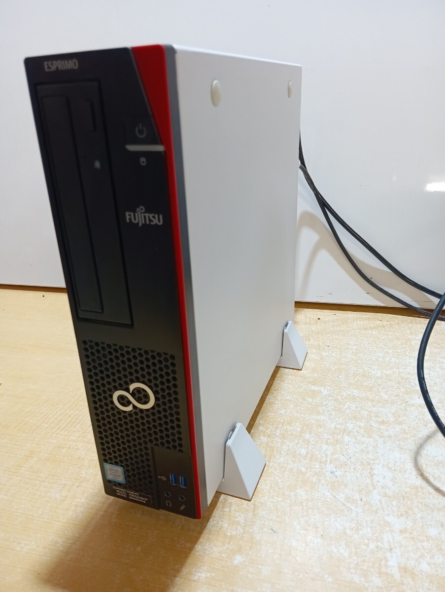 R # FUJITSUESPRIMO D556/PX Core i3-6100/8GB/500GB/Win10 Pro64 ...