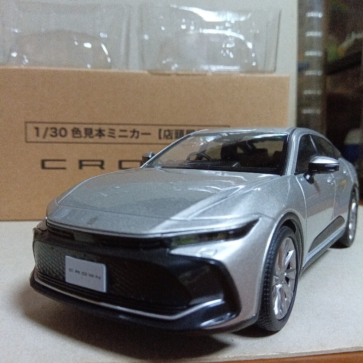 非売品1/30トヨタ新型クラウンプレシャスシルバー1J6(乗用車)｜売買されたオークション情報、yahooの商品情報をアーカイブ公開 ...