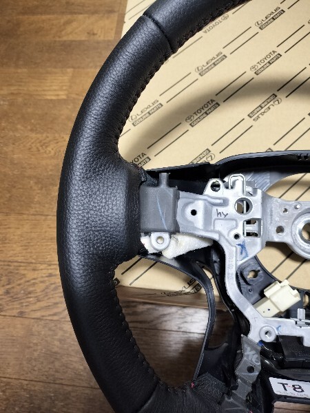 張り替え済み トヨタ純正 ヒーター付きステアリング 210クラウン/awsハイブリッド/30アルファード/ヴェルファイア/150後期プラド等(ステアリング、ハンドル本体)｜売買された ...