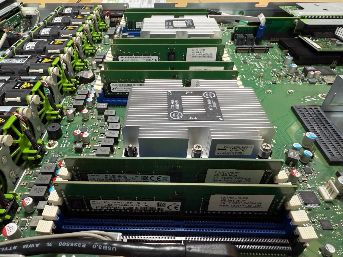 Fujitsu Primergy RX2530 M4 2x Xeon Gold 6132 28C56T 64GB RAM EP420i 2x ...