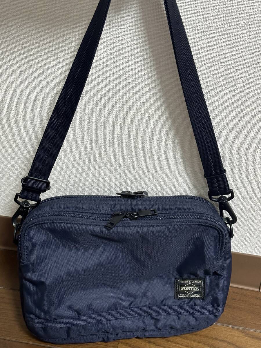 PORTER 吉田カバン ポーター フラッシュ ショルダーバッグ ミニショルダー 689-05940 ネイビー(ショルダーバッグ)｜売買されたオークション情報、yahooの商品情報をアーカイブ ...