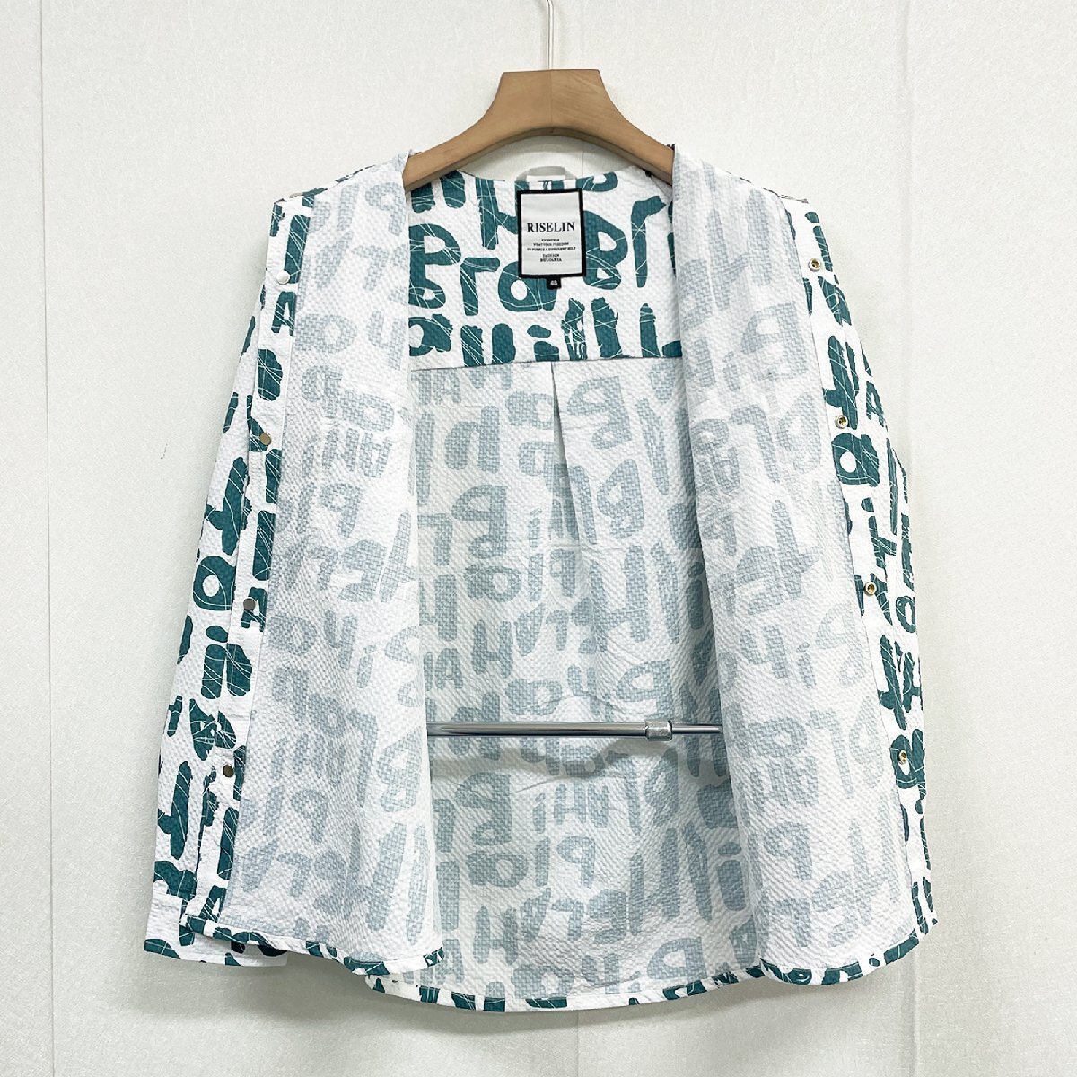 一枚限定ヨーロッパ製 定価4万 ブルガリア発 RISELIN 長袖シャツ 速乾 アルファベット 総柄 リップル ライトアウター カッコイイ M/46(Mサイズ)｜売買されたオークション情報 ...