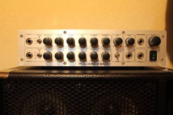 phil jones bass pjb D-600とC8 アンプヘッド キャビネット(ヘッドアンプ)｜売買されたオークション情報、yahooの ...