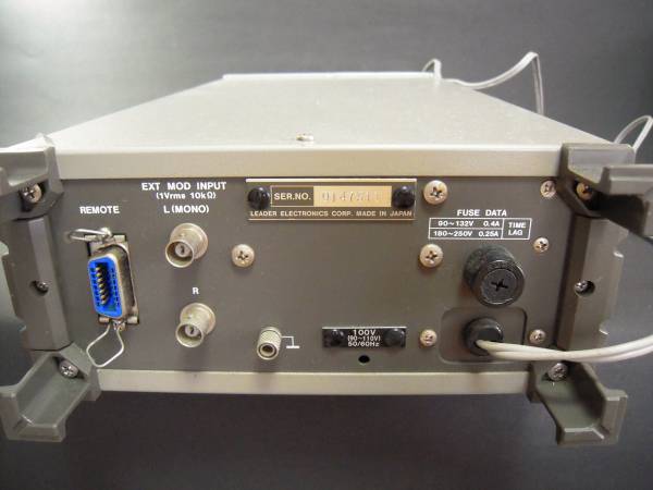LEADER SIGNAL GENERATOR 信号発生器3214(その他)｜売買されたオークション情報、yahooの商品情報をアーカイブ公開 ...