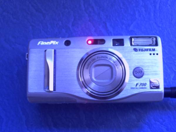 F700 修理品(富士フイルム)｜売買されたオークション情報、yahooの商品情報をアーカイブ公開 - オークファン（aucfan.com）