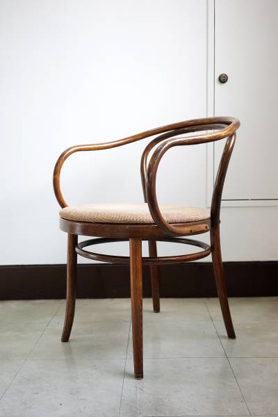 コルビュジエ 検 THONET ペリアン 柳宗理 天童木工 Aidec(木製フレーム)｜売買されたオークション情報、yahooの商品情報をアーカイブ公開 - オークファン（aucfan.com）