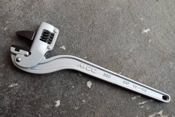 MCC パイプレンチ 350 CAP 1/2 11/2 アルミ(パイプレンチ)｜売買されたオークション情報、yahooの商品情報をアーカイブ公開 - オークファン（aucfan.com）