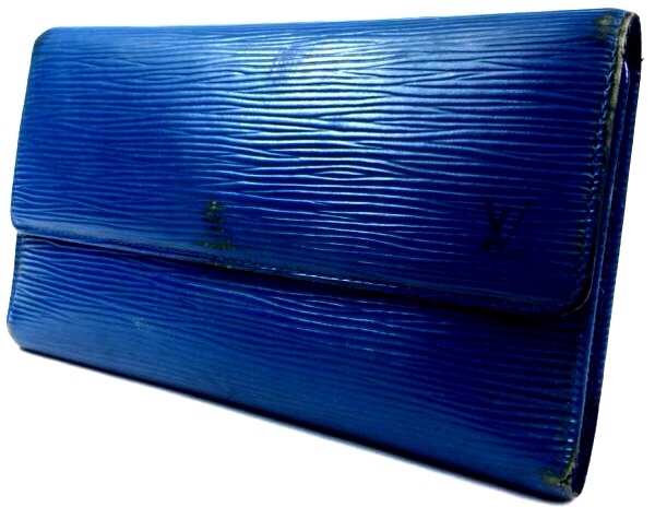 送料400円 ルイヴィトン 三つ折り長財布 エピ ブルー353B18(エピライン)｜売買されたオークション情報、yahooの商品情報を ...