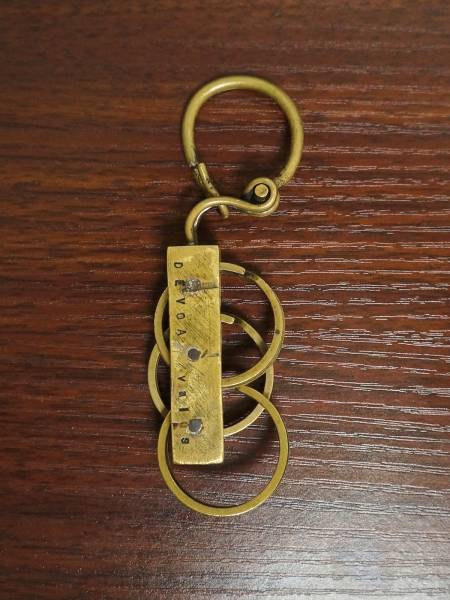 Devoa iolom ブラス キーリング ホルダー カルペ ユリウス KKA(男性用)｜売買されたオークション情報、yahooの商品情報をアーカイブ公開 - オークファン（aucfan.com）