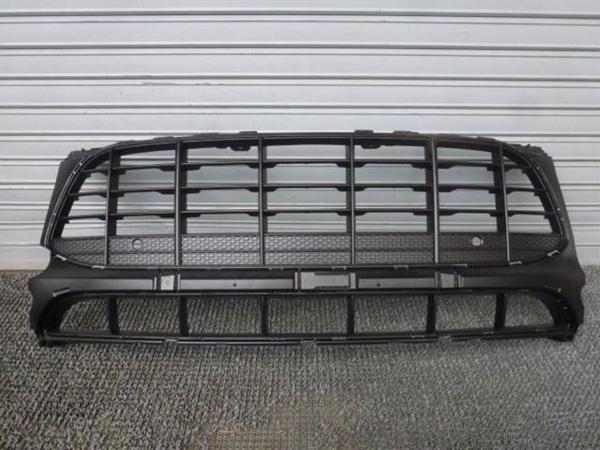 激安 ポルシェ マカン 純正 フロントグリル 95B807683 エアロ(フロント)｜売買されたオークション情報、yahooの商品情報を ...