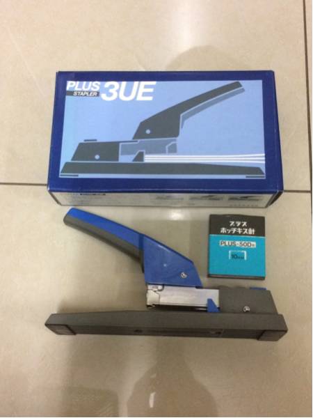 ステープラーPLUS-3UE ホッチキス(オフィス用品一般)｜売買されたオークション情報、yahooの商品情報をアーカイブ公開 - オークファン（aucfan.com）