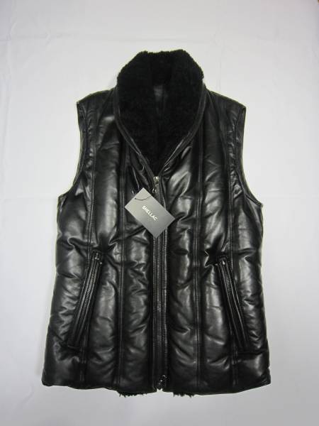 8万 48 SHELLAC シェラック レザーダウンベスト5351(ジャケット、上着)｜売買されたオークション情報、yahooの商品情報をアーカイブ公開 - オークファン（aucfan.com）