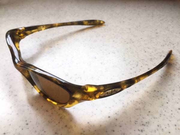 OAKLEY Grapevine オークリー サングラス 女性用(セル、プラスチックフレーム)｜売買されたオークション情報、yahooの商品 ...