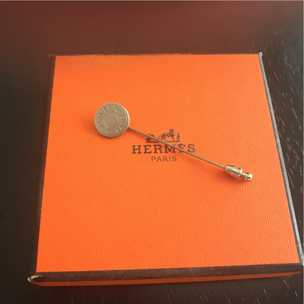 エルメス/HERMES/100円スタート/ピン/ブローチ／シルバー/箱付き(その他)｜売買されたオークション情報、yahooの商品情報をアーカイブ公開 - オークファン（aucfan.com）